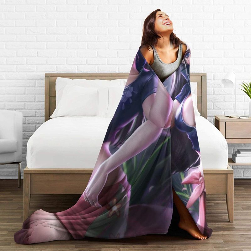 ONE PIECE Nico Robin Fleece Blanket V1