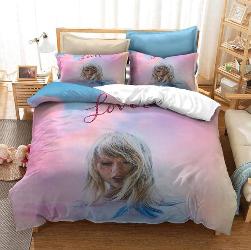 Taylor Swift Love Bedding Set